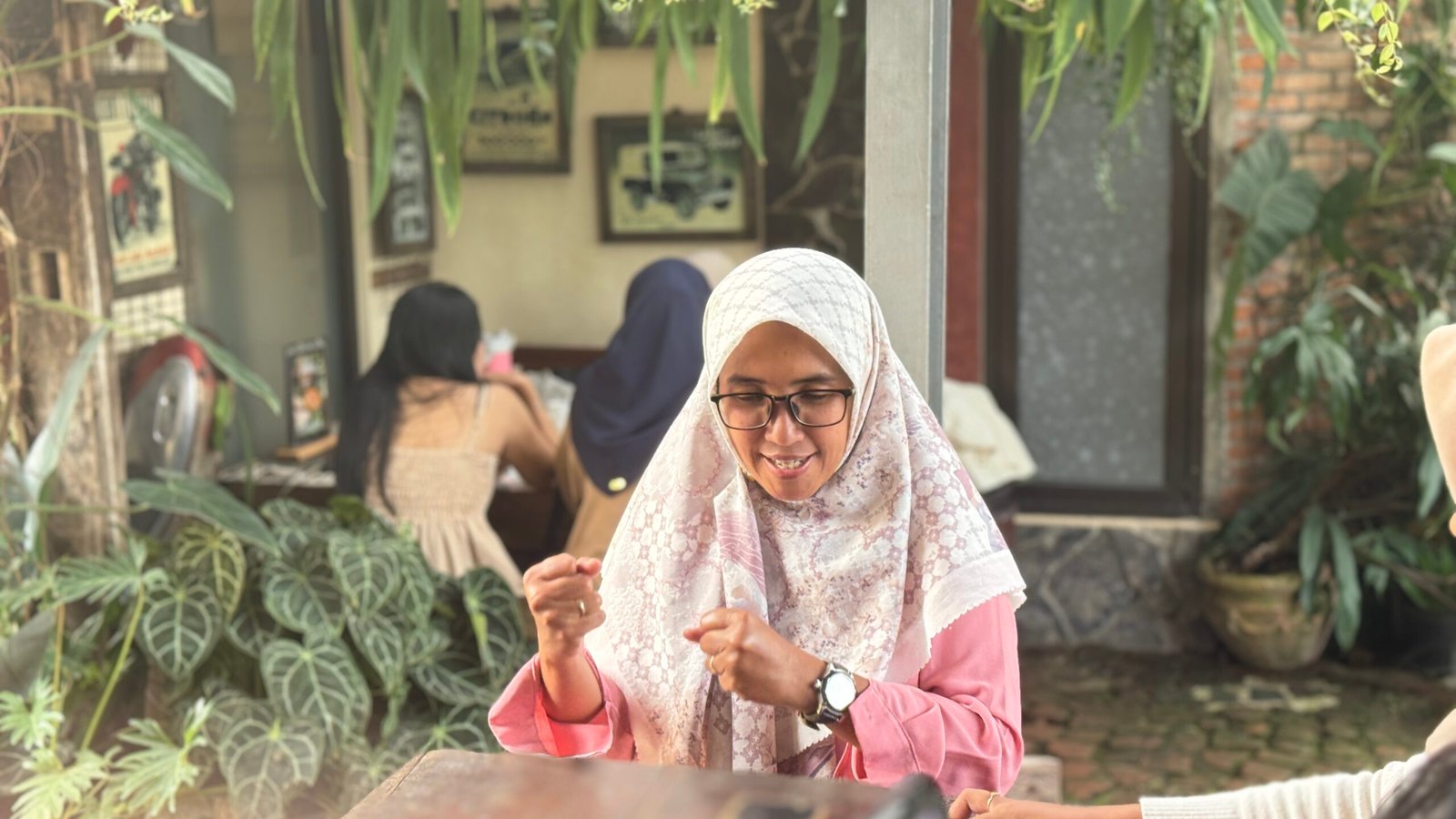 inisiatif low carbon brand Retrorika - Natera